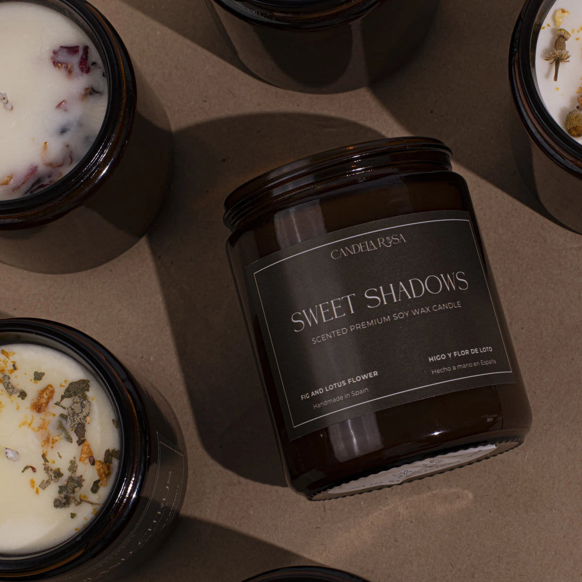 Sweet shadows: vela aromática premium higo y flor de loto – Candela Rosa